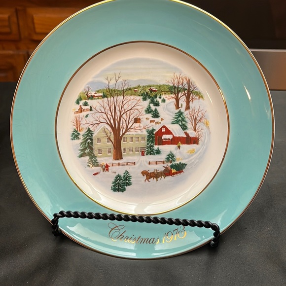 Avon | Holiday | Rare Avon Christmas On The Farm 973 Christmas Plate ...